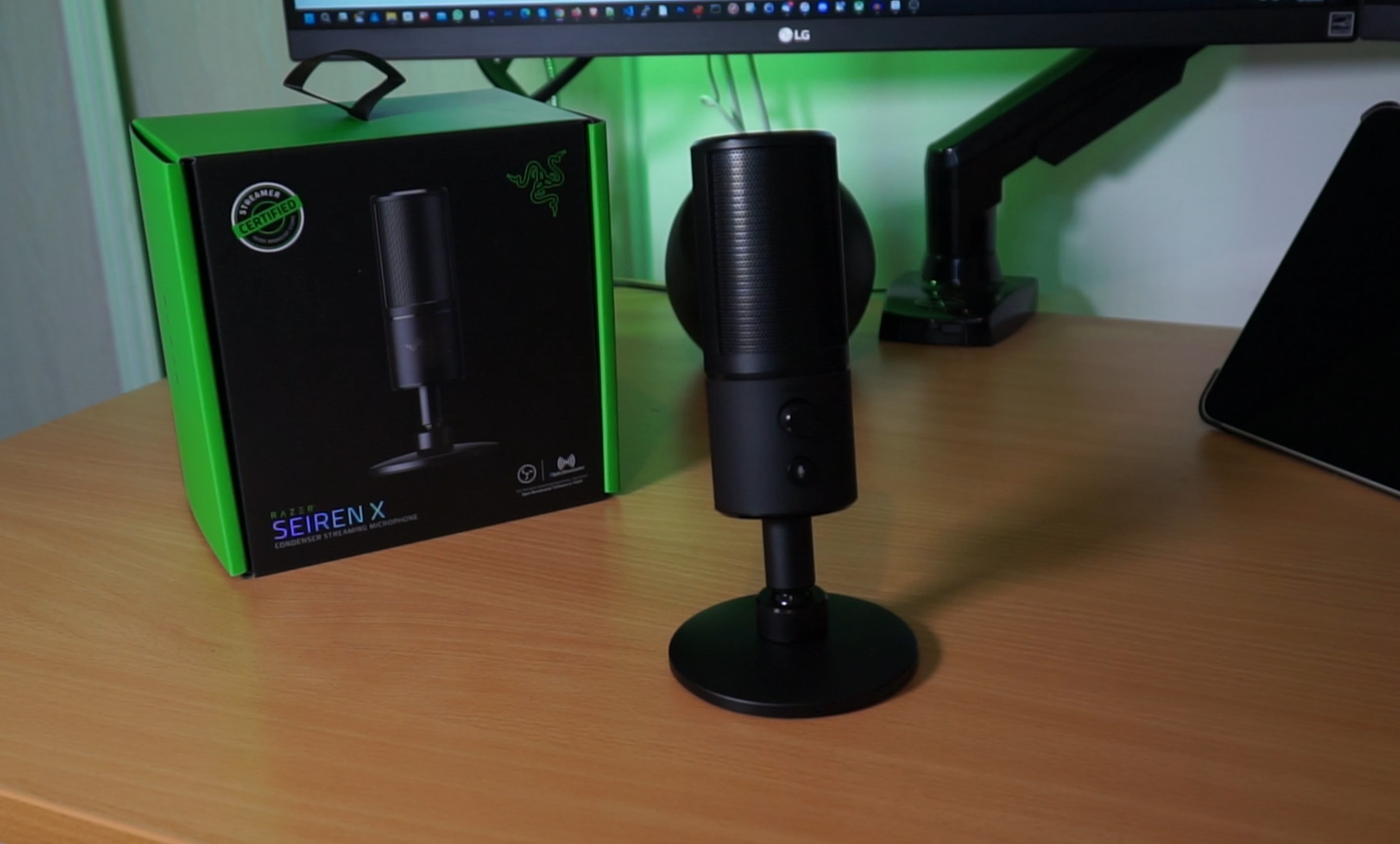 Test du micro Razer seiren X, que vaut le micro de Razer ...